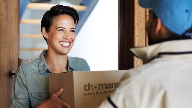 Thomann-Shop neue Schlagzeug- und Bläserabteilung