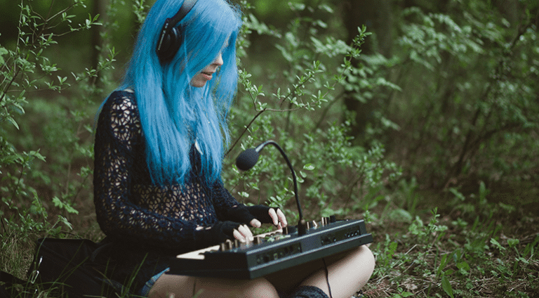 Top 5 Vocal FX 5 Effects for Transforming the Voice into Music